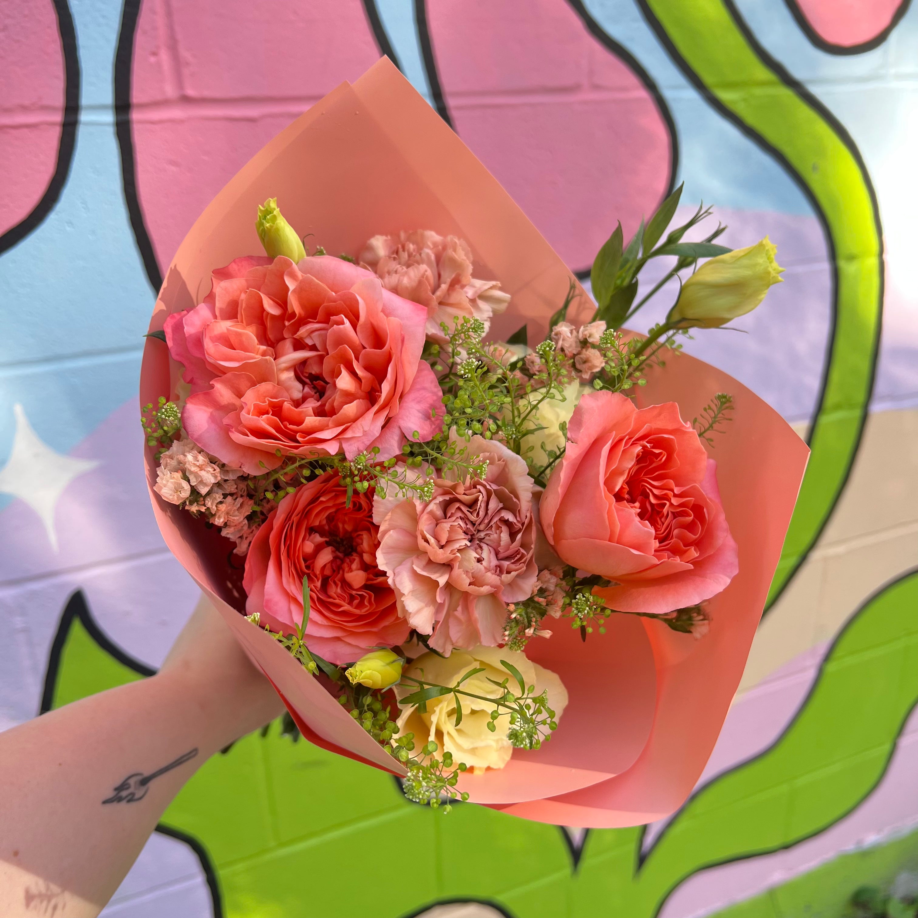 Designer's Choice Fresh Flower Bouquet – Loving Flower Co.